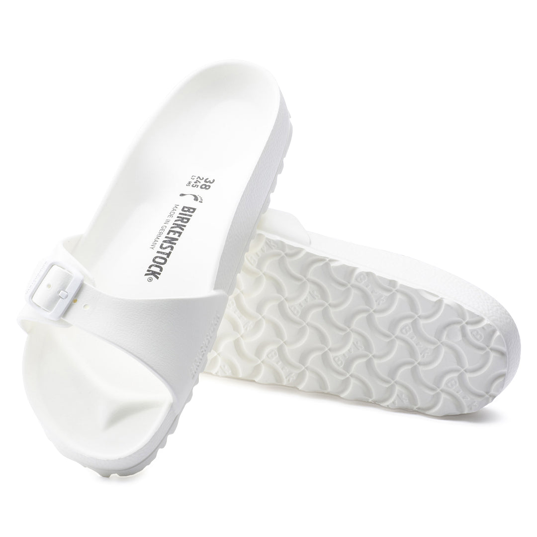 Slides Footwear - Buy Slides Shoes/Sandals Online for Men & Women ...